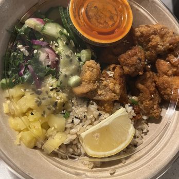 MOONBOWLS - Updated July 2025 - 77 Photos & 111 Reviews - 800 Forrest ...