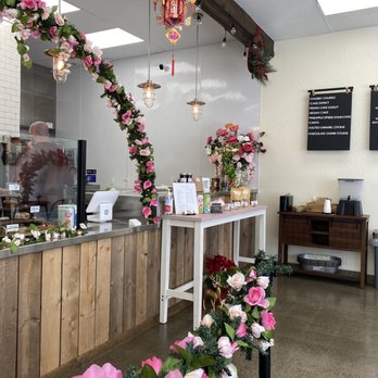 VIO HANDCRAFTED PASTRIES - Updated July 2024 - 257 Photos & 106 Reviews ...