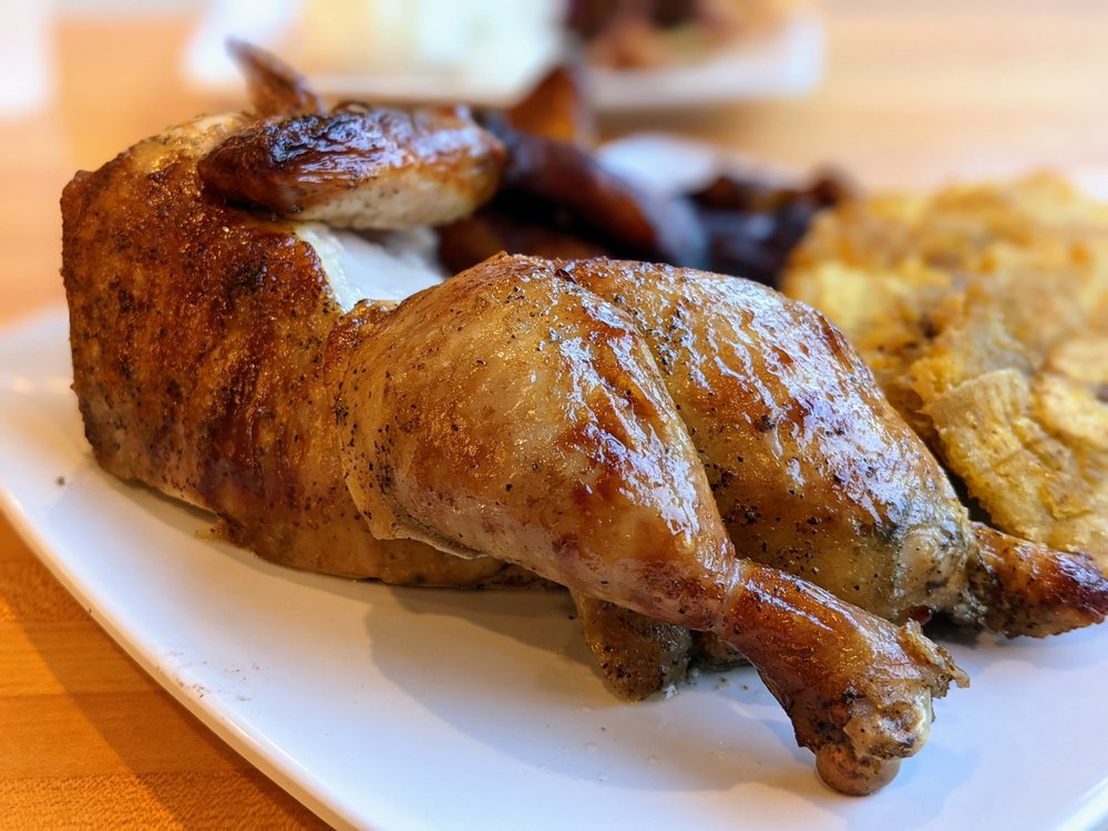 ALPACA PERUVIAN CHARCOAL CHICKEN - Updated July 2025 - 79 Photos & 52 ...