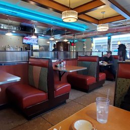 CAPITOL DINER - Updated July 2025 - 225 Photos & 397 Reviews - 800 ...