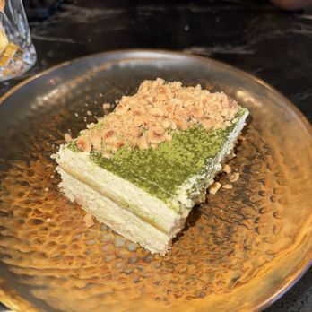 AKAR - Updated December 2025 - 755 Photos & 247 Reviews - 7641 Wydown ...