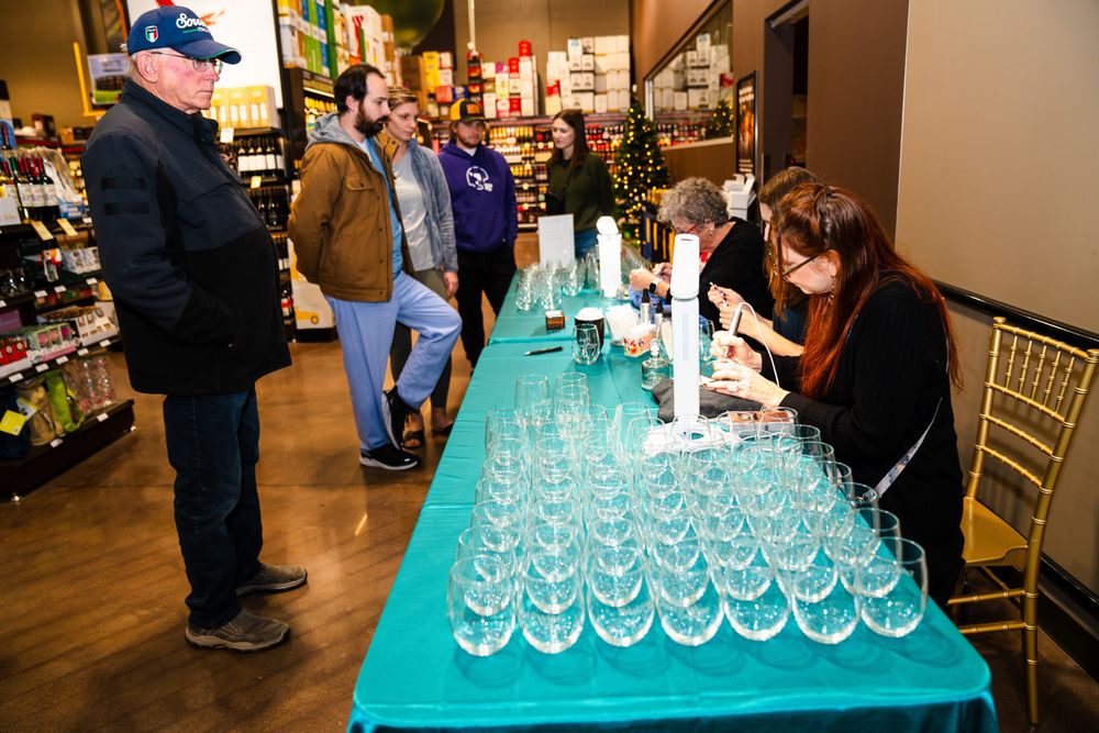 TOTAL WINE & MORE - Updated March 2025 - 157 Photos - 40 25th St SE ...