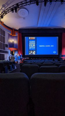 THE ROYAL CINEMA - Updated October 2025 - 62 Photos & 33 Reviews - 608 ...