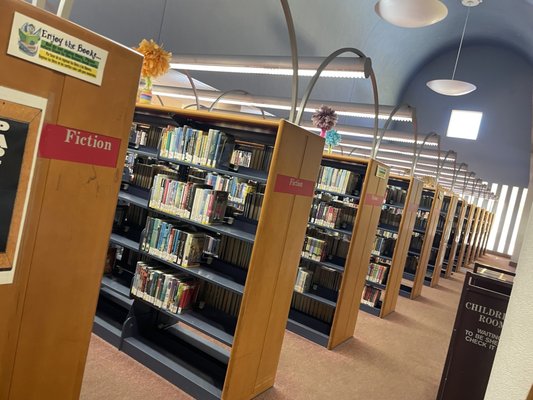 CHULA VISTA PUBLIC LIBRARY - Updated October 2025 - 30 Photos - 27 ...