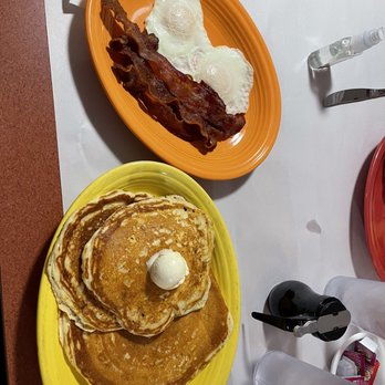 ROOSTERS RESTAURANT - 145 Photos & 223 Reviews - 1515 Southgate Pl ...