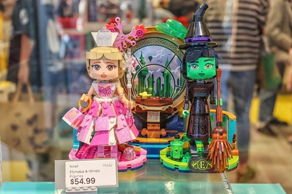 LEGO STORE - Updated December 2025 - 116 Photos & 14 Reviews - 10250 ...