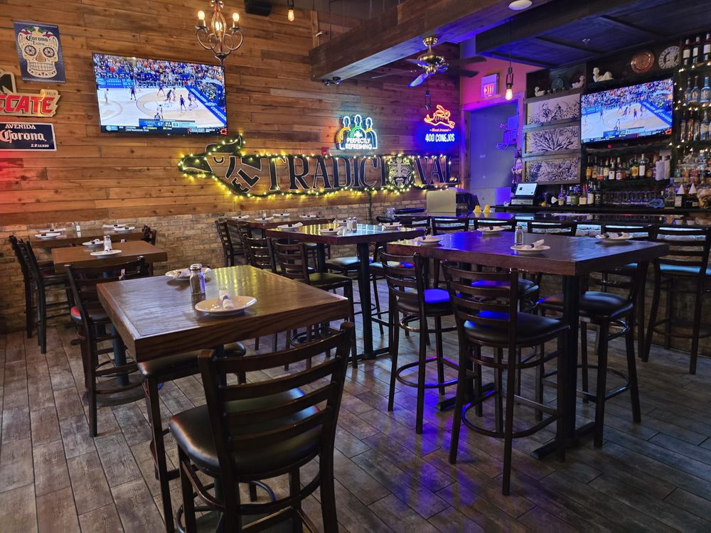 EL TRADICIONAL - Updated September 2025 - 139 Photos & 68 Reviews ...