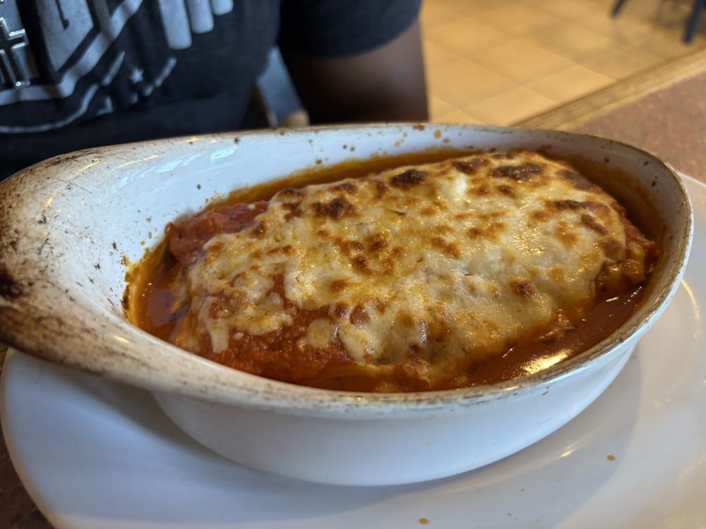 LUIGI’S PASTA & PIZZA BAR - Updated December 2025 - 52 Photos & 49 ...