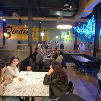 BIRDEEZ - Updated March 2025 - 214 Photos & 54 Reviews - 151 N Sierra ...