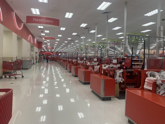 TARGET - Updated May 2026 - 39 Photos & 71 Reviews - 1001 Sutton Rd ...