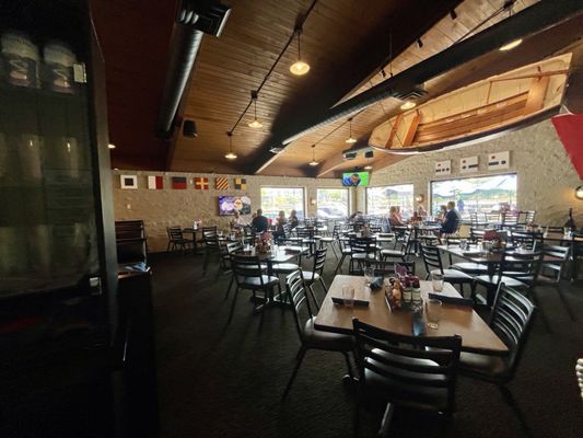 CHARTROOM RESTAURANT - Updated December 2025 - 47 Photos & 47 Reviews ...