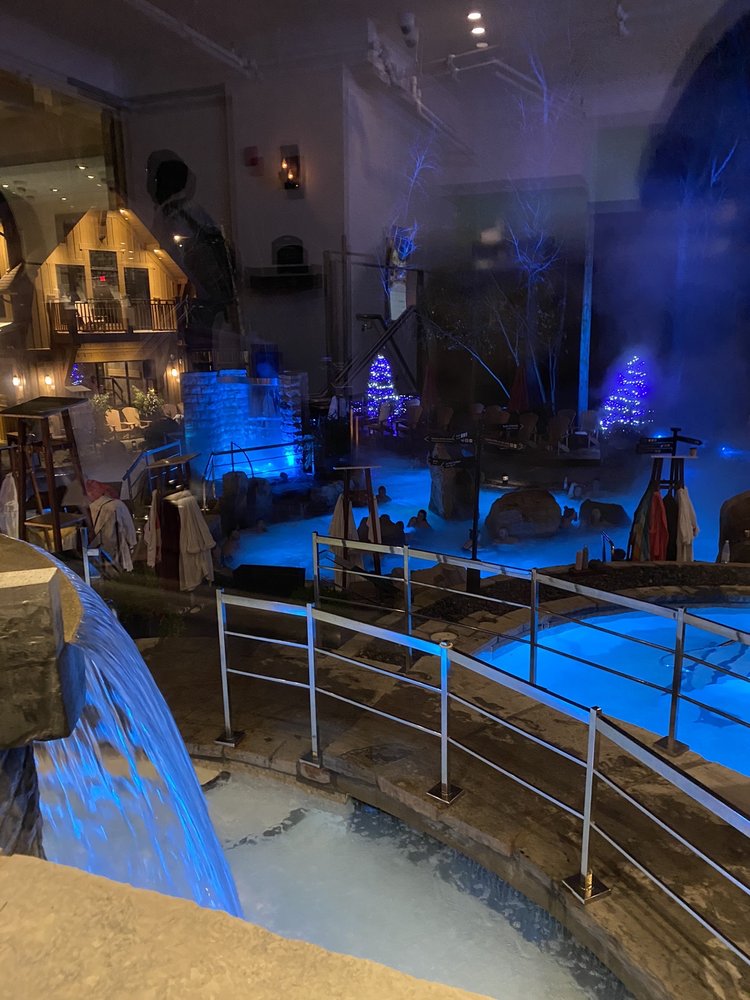 SPA LE FINLANDAIS - 65 Photos & 45 Reviews - 124 Boulevard Labelle ...