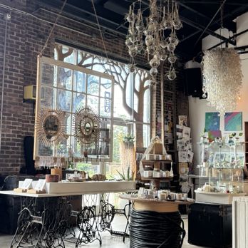 LUCKY TREE - Updated December 2025 - 211 Photos & 156 Reviews - 3801 ...