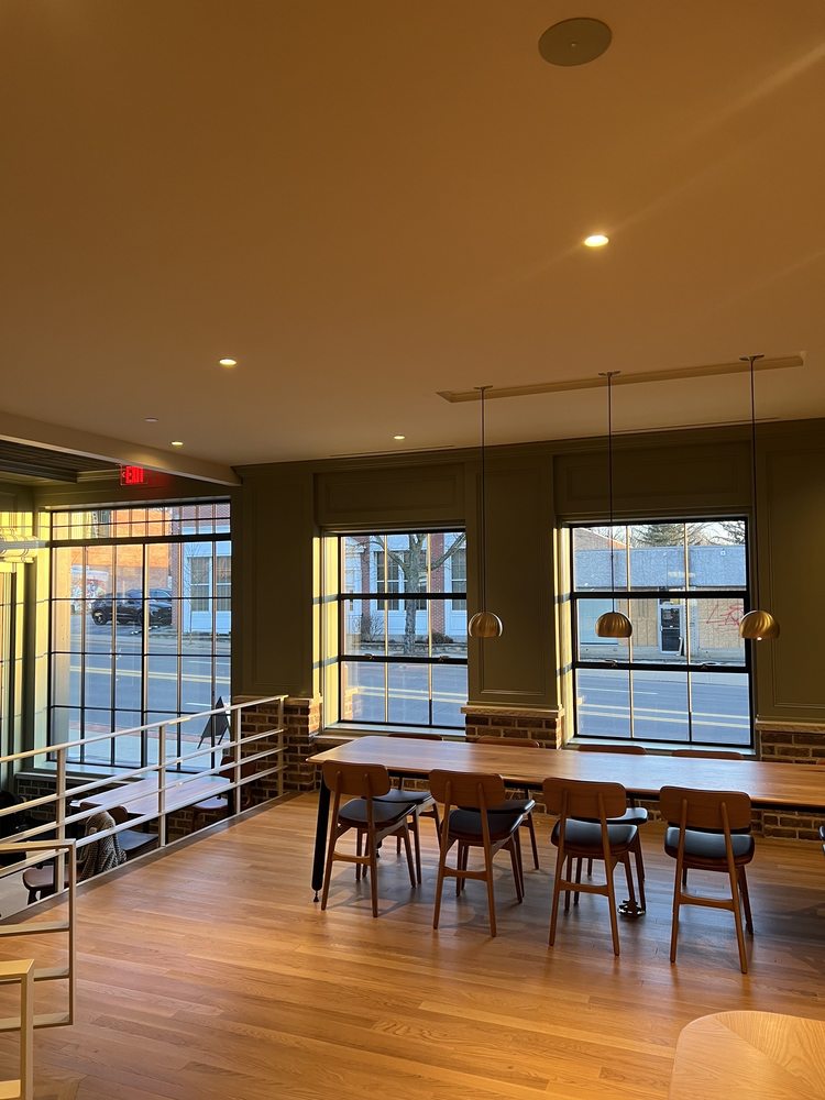 STARBUCKS - 532 W Market St, Akron, Ohio - Local Favorite Coffee & Tea ...