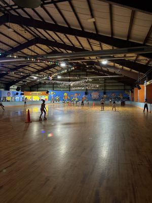 RON-A-ROLL - Updated January 2026 - 16 Photos & 55 Reviews - 85 S ...