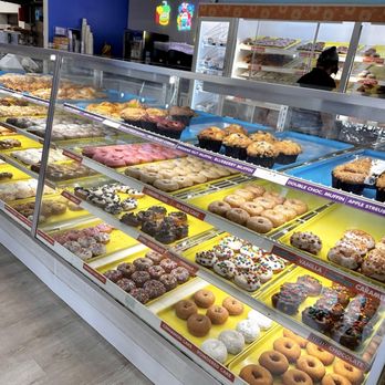 TONYS DONUTS - Updated December 2025 - 77 Photos & 58 Reviews - 11525 ...