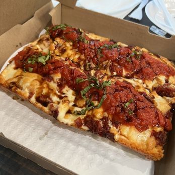 SAPORE DETROIT PIZZERIA - Updated April 2025 - 146 Photos & 294 Reviews ...