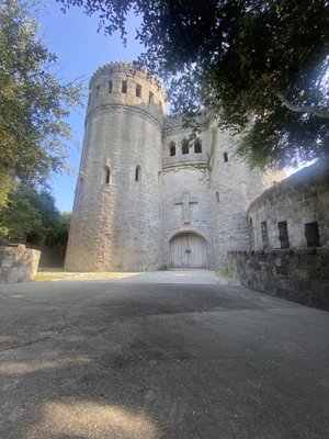 CASTLE OTTTIS - Updated May 2025 - 124 Photos & 19 Reviews - 103 3rd St ...