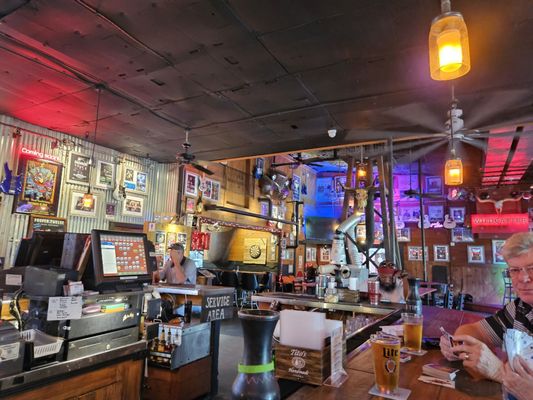 THE WILDCATTER SALOON - Updated January 2026 - 206 Photos & 102 Reviews ...