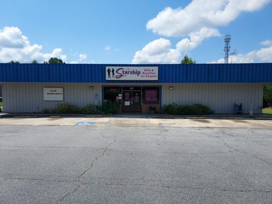 STARSHIP - Updated December 2025 - 44 Photos - 3029 Hwy 34 E, Newnan ...