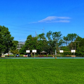 CLEPPER PARK - Updated December 2025 - 18 Photos - 4722 Summerside Rd ...