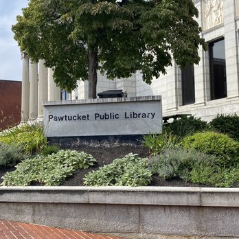 PAWTUCKET PUBLIC LIBRARY - Updated December 2025 - 23 Photos & 12 ...