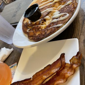 THE HOWE DAILY KITCHEN & BAR - Updated July 2024 - 309 Photos & 349 ...