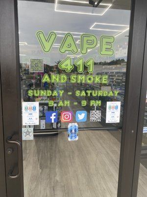 VAPE 411 AND SMOKE - Updated October 2025 - 90 Photos - 100 Frankfurt ...