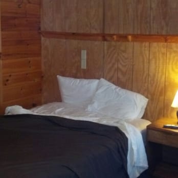 PINE CREST MOTEL & CABINS - Updated October 2025 - 53 Photos & 11 ...