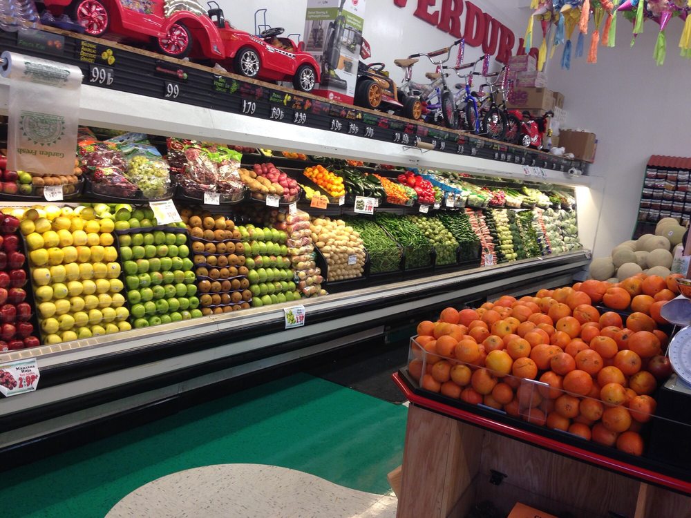 LA FAVORITA MARKET #5 - Updated October 2025 - 1635 N Broadway, Santa ...