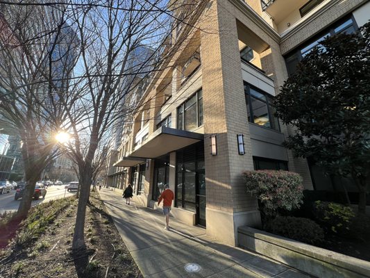 MIRABELLA SEATTLE - Updated January 2026 - 61 Photos & 22 Reviews - 116 ...