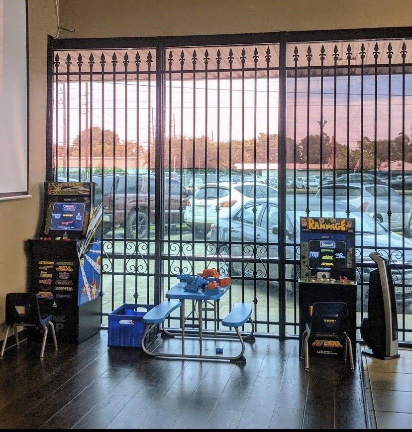 BLADE’S WORLD BARBERSHOP - Updated September 2024 - 1830 Hwy 6 S ...