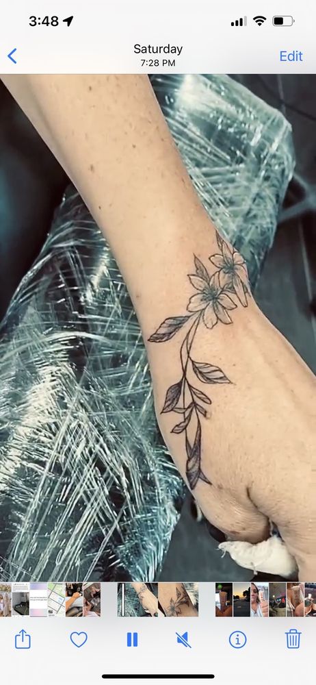 BOMBSHELL HAIR AND INK - Updated September 2024 - 44 Photos & 118 ...