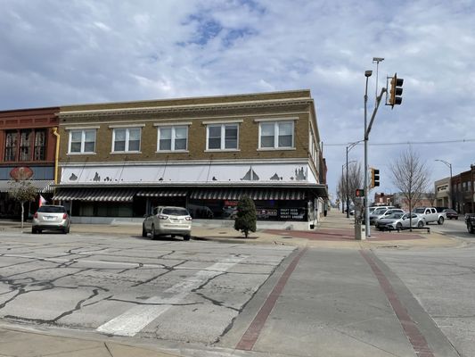 UNCLE JACK’S BAR & GRILL - Updated November 2025 - 45 Photos & 53 ...