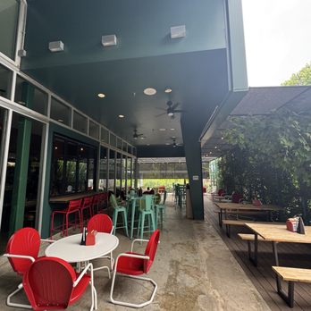 HANDSOME DAN’S - Updated December 2025 - 99 Photos & 28 Reviews - 979 ...