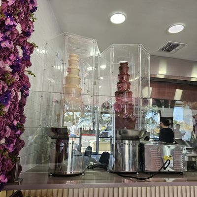 KAFFEINATED CREPES & COFFEE - Updated June 2025 - 123 Photos & 71 ...