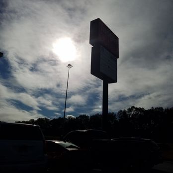 TANGER OUTLETS LOCUST GROVE - Updated October 2025 - 114 Photos & 116 ...