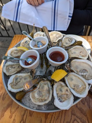 THE SHELL RESTAURANT - Updated May 2024 - 75 Photos & 66 Reviews - 635 ...