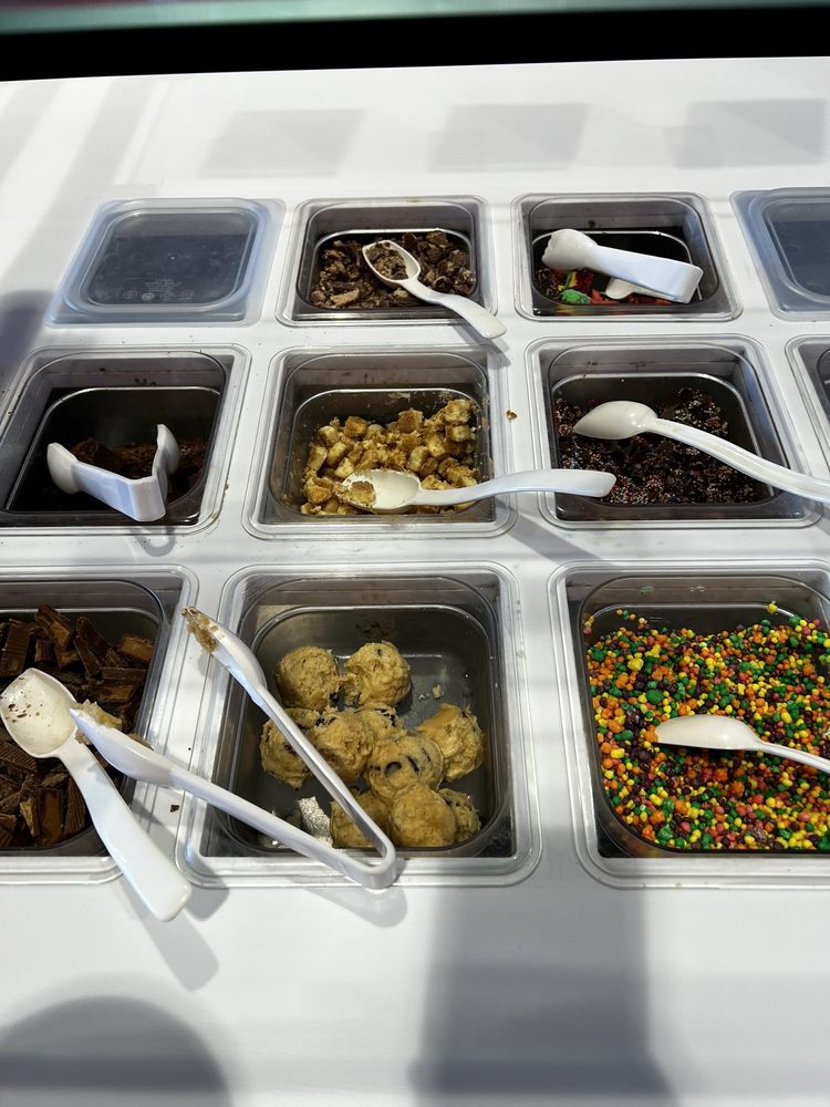 16 HANDLES - Updated November 2025 - 67 Photos & 36 Reviews - 7 ...