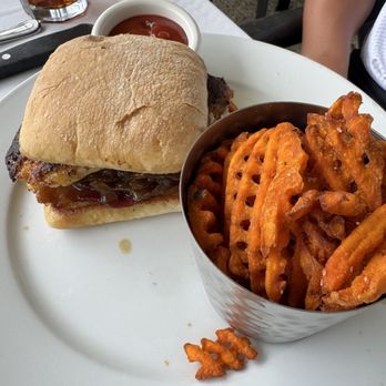 FRENCH MARKET BISTRO - Updated December 2025 - 222 Photos & 169 Reviews ...