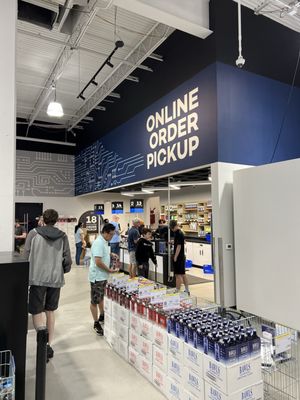 MICRO CENTER - Updated May 2025 - 20 Photos & 18 Reviews - 4744 South ...