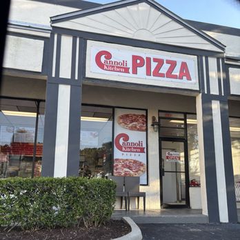 CANNOLI KITCHEN PIZZA - Updated December 2025 - 78 Photos & 15 Reviews ...