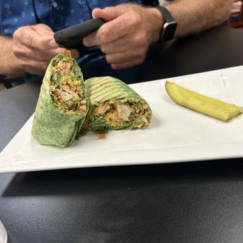 SMACKIN J’S DELI & GRILL - Updated May 2025 - 90 Photos & 65 Reviews ...