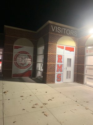 ROMEO MIDDLE SCHOOL - Updated November 2024 - 13 Photos - 297 Prospect ...