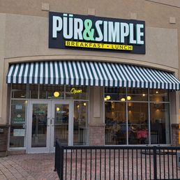 PUR & SIMPLE - Updated October 2025 - 25 Photos - 790 Kanata Avenue ...