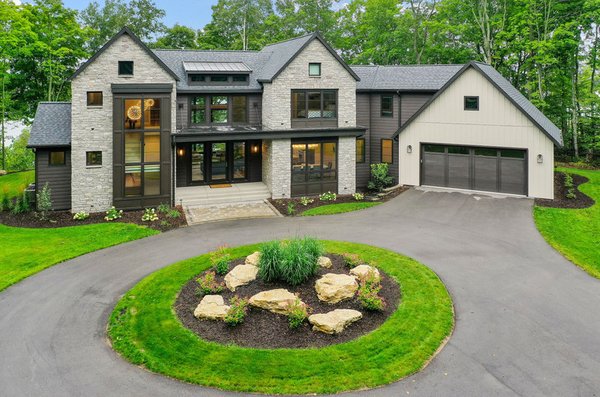 DELEERS CONSTRUCTION - Updated January 2026 - 25 Photos - 1860 Mid ...