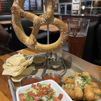 BJ’S RESTAURANT & BREWHOUSE - Updated July 2024 - 1638 Photos & 1611 Reviews - 925 Blossom Hill ...