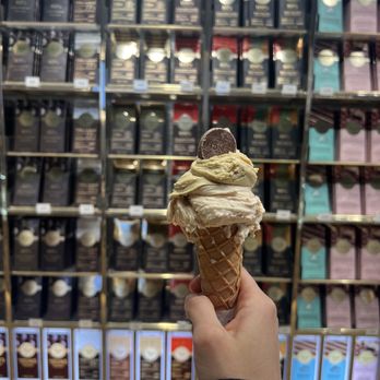 VENCHI - Updated October 2024 - 933 Photos & 373 Reviews - 861 Broadway ...