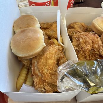 BERNIE’S CHICKEN - Updated March 2025 - 51 Photos & 125 Reviews - 1311 ...