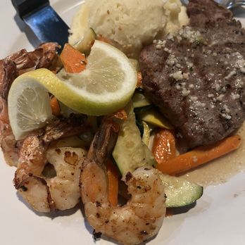 TABLE 59 - Updated December 2025 - 160 Photos & 182 Reviews - 3360 N ...